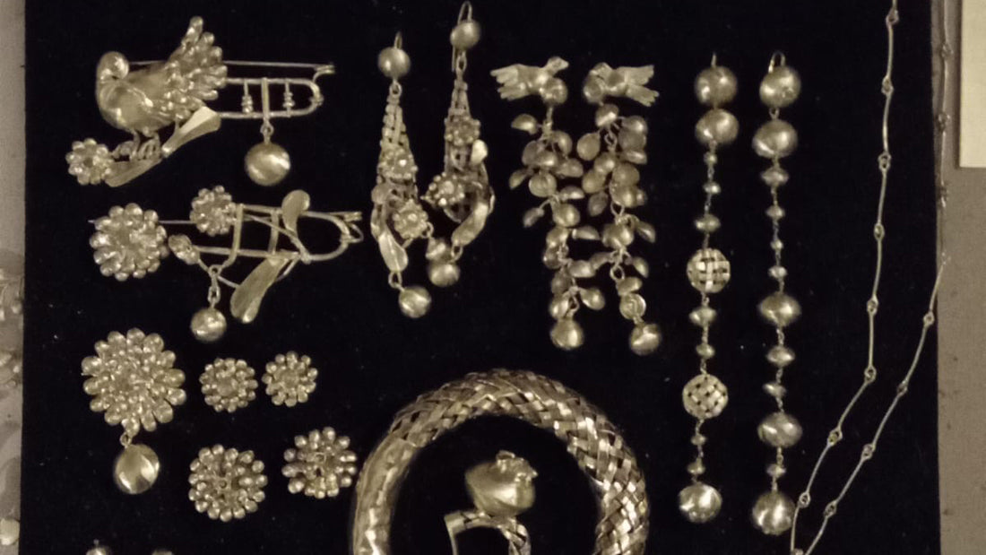 OLD JEWELRY STORE - vintage and original jewelry in New York City